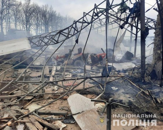Ворог обстріляв мирне населення на Донеччині є загиблі та поранені Читайте на Ukr Net